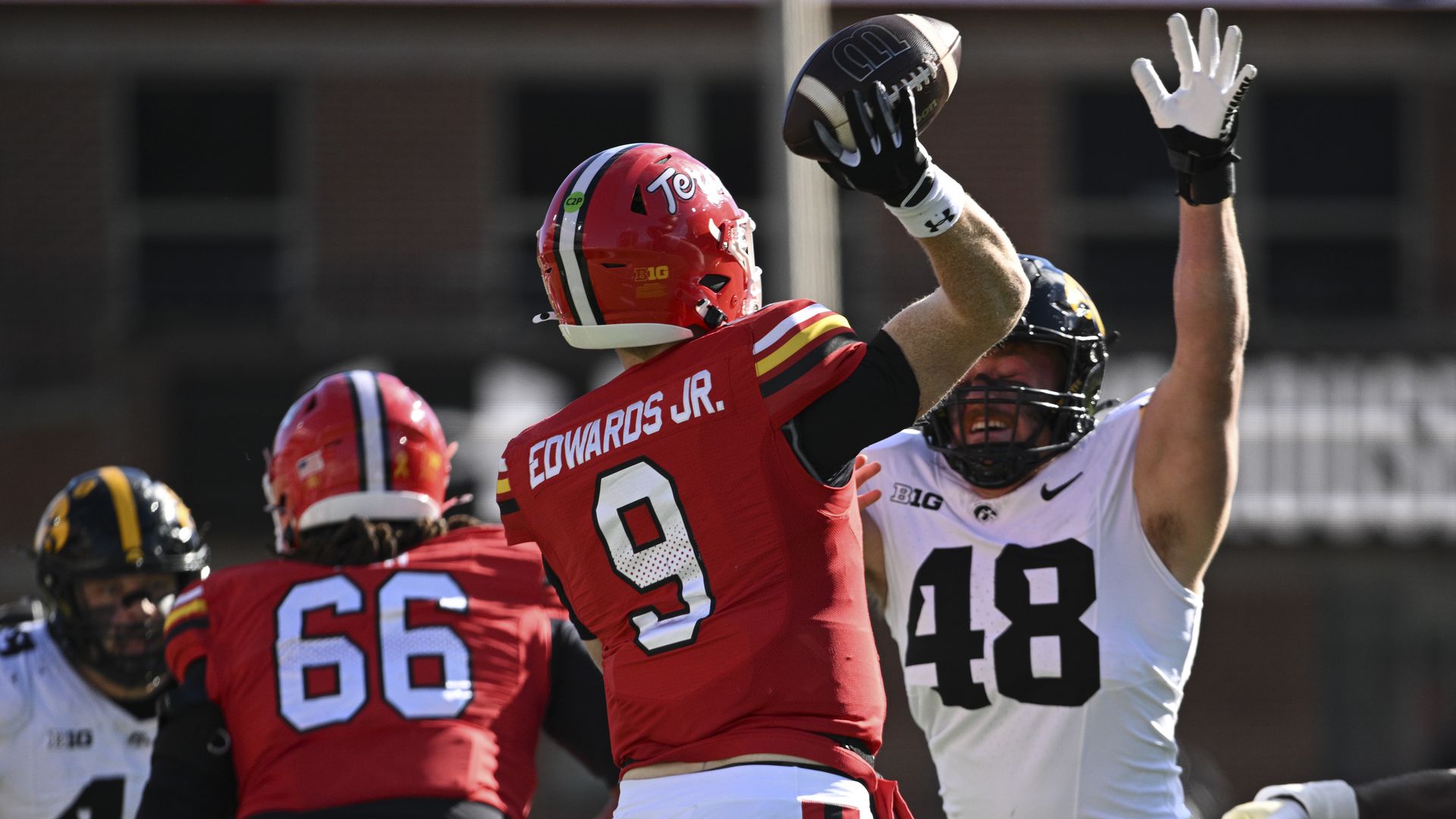 Wisconsin Spring Ball Primer: Quarterbacks