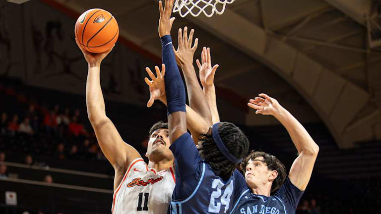 Oregon State Forward Parsa Fallah Entering Transfer Portal