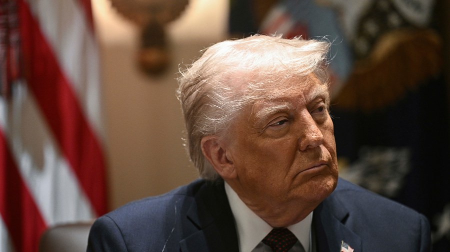 Trump to sign executive order bolstering coal mining