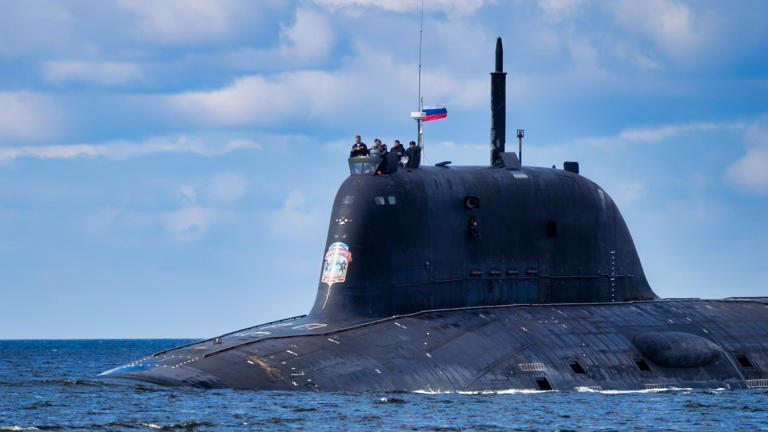 Putin looks weak: Russia is so scared of Ukraine’s missiles it ...