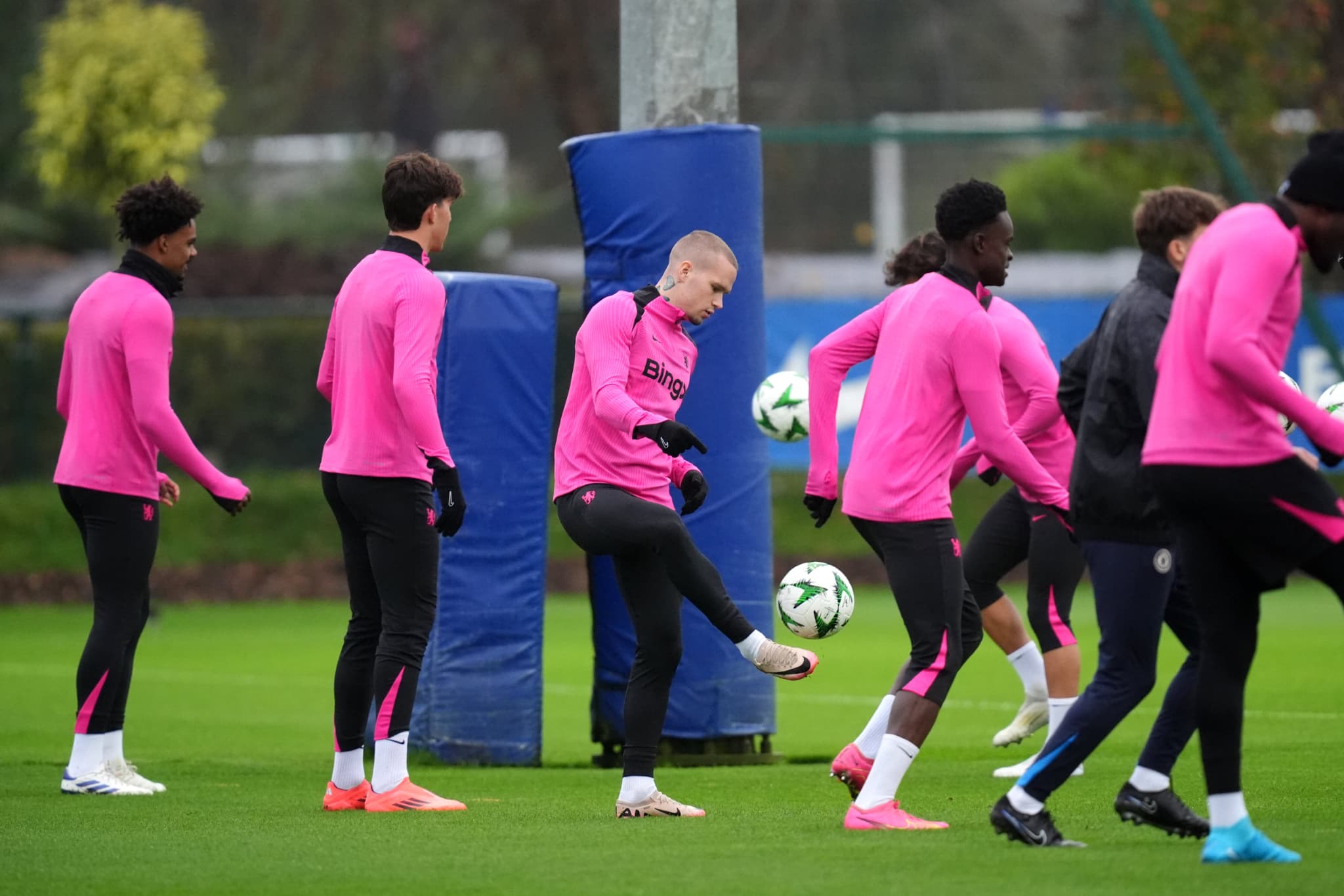 Les joueurs de Chelsea punis après une défaite humiliante face aux U21 ...