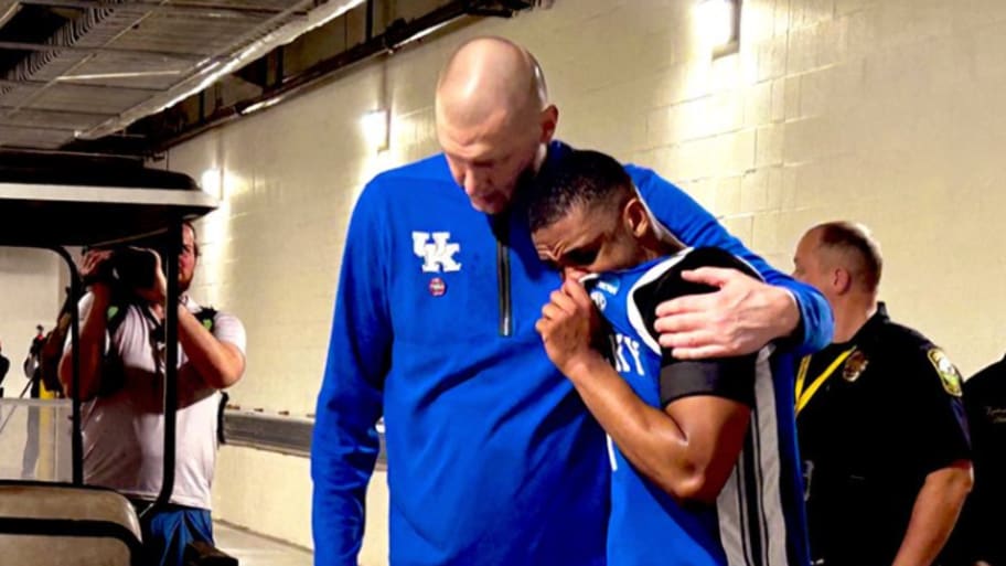 Mark Pope, Lamont Butler Share Emotional Moment After Kentucky's NCAA ...