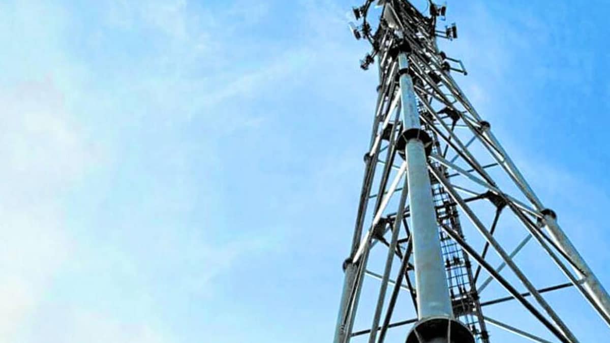 Globe nears completion of telecom tower sale program