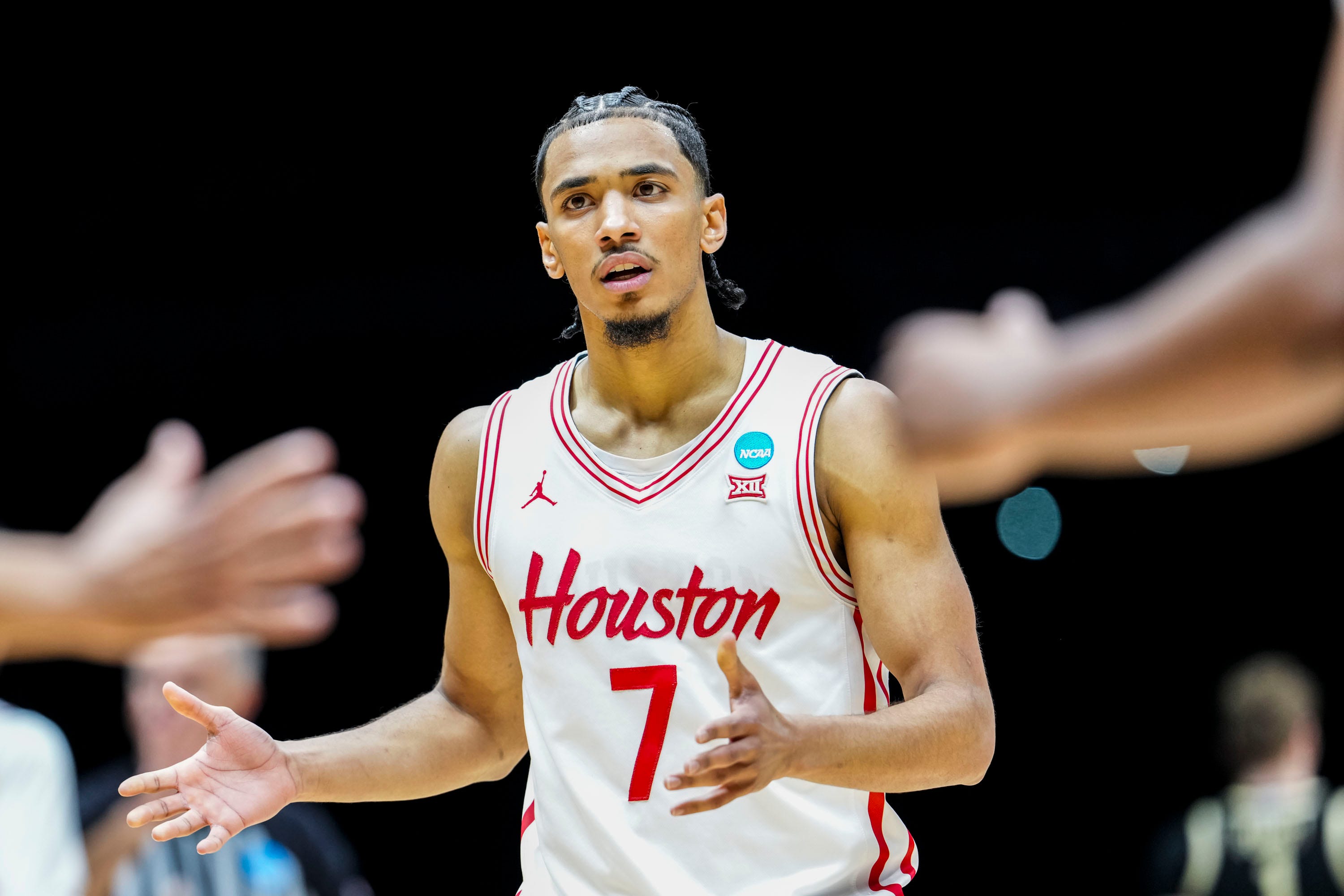 Houston's Milos Uzan beats buzzer, Purdue on inbound play to send ...