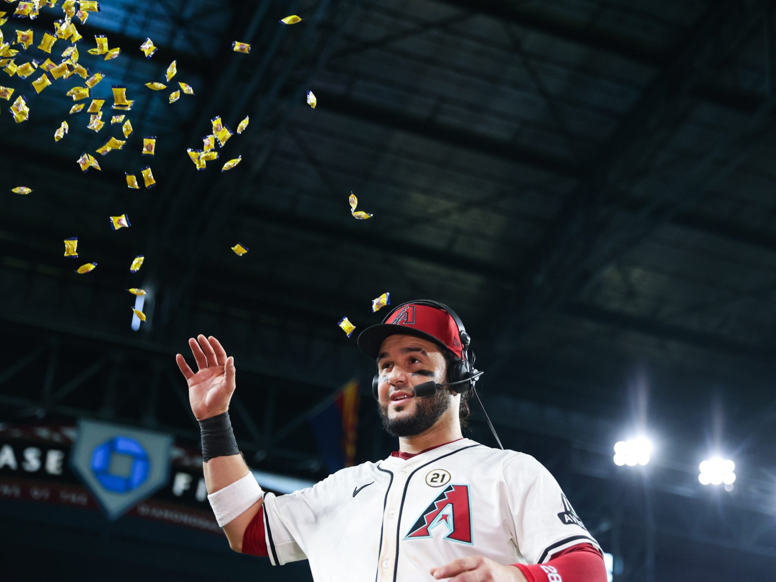 Diamondbacks 3B Eugenio Suarez stays red-hot, hits two more home runs