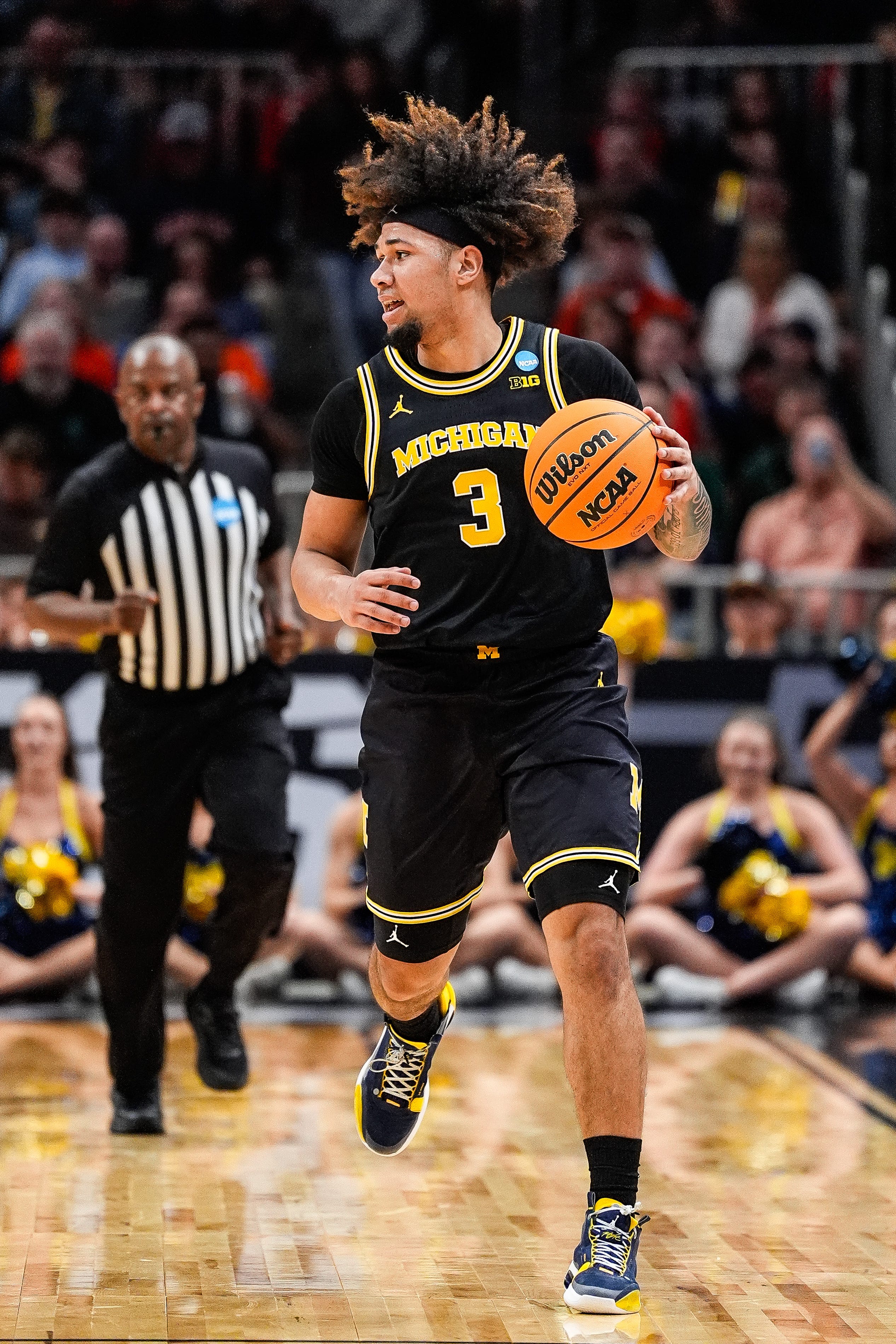 Tre Donaldson, Michigan basketball's starting point guard, enters ...