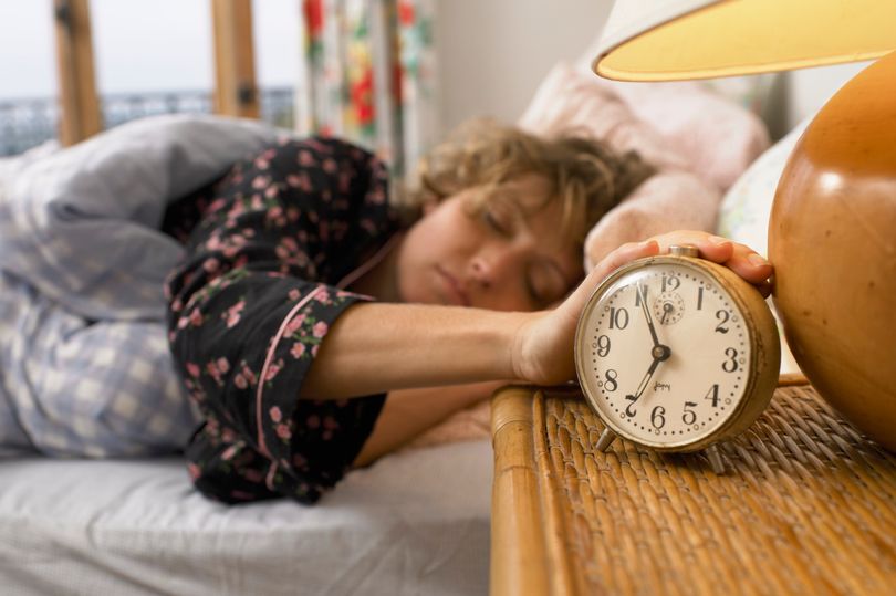 Clock change, sleep disruptions and our health – tips to minimise the ...