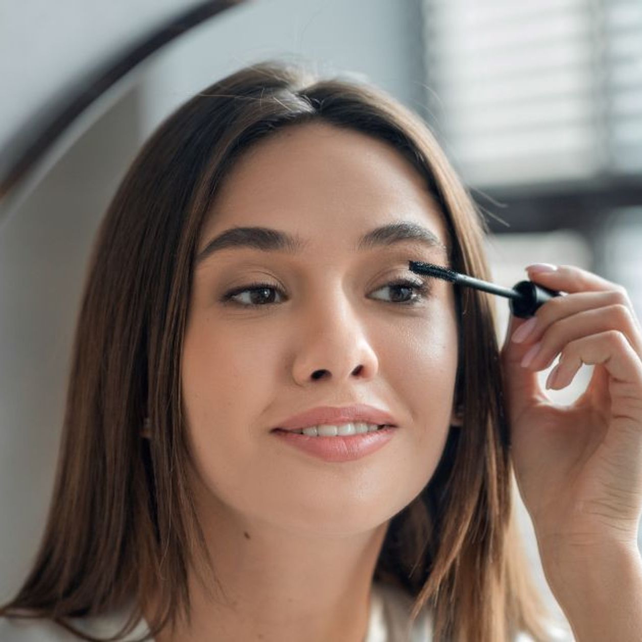 Tendance beauté : c'est quoi les cils "Boneless", cette virale tendance ...