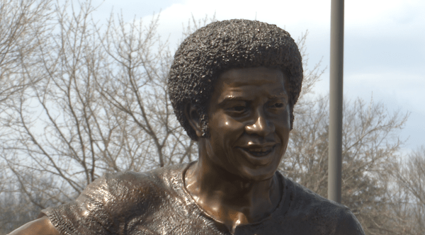 West Virginia’s own Bill Withers honored with statue unveiling in Beckley