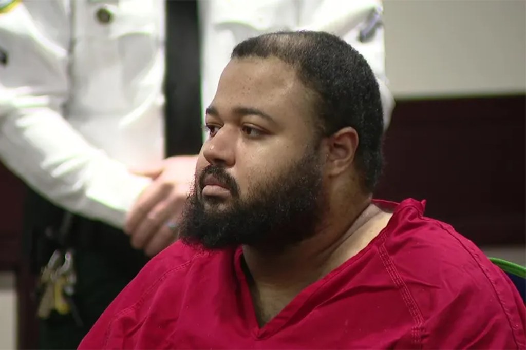 Naked Florida man who killed veteran deputy just hours away from ...