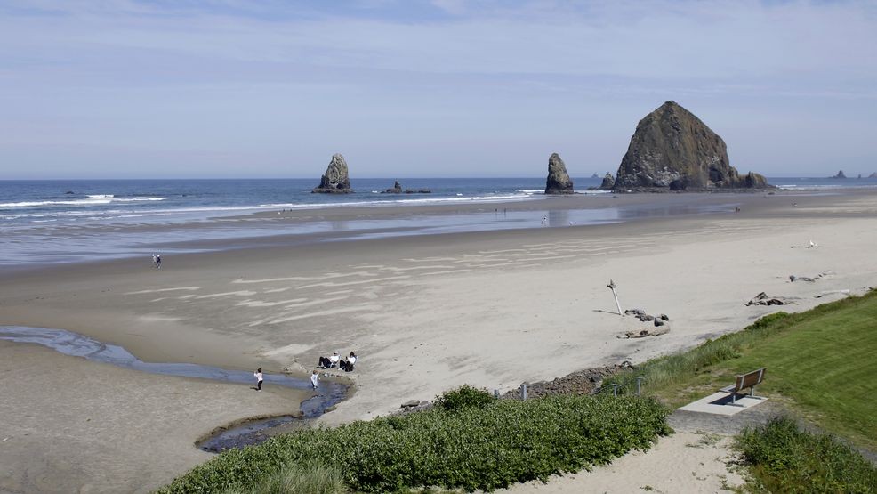 Sneaker wave warning canceled but dangers still lurk