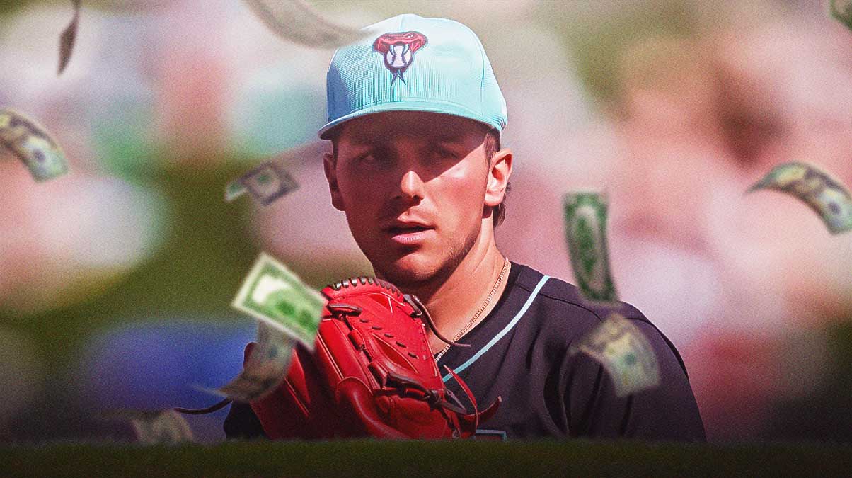 Diamondbacks agree to $45 million contract with key pitcher