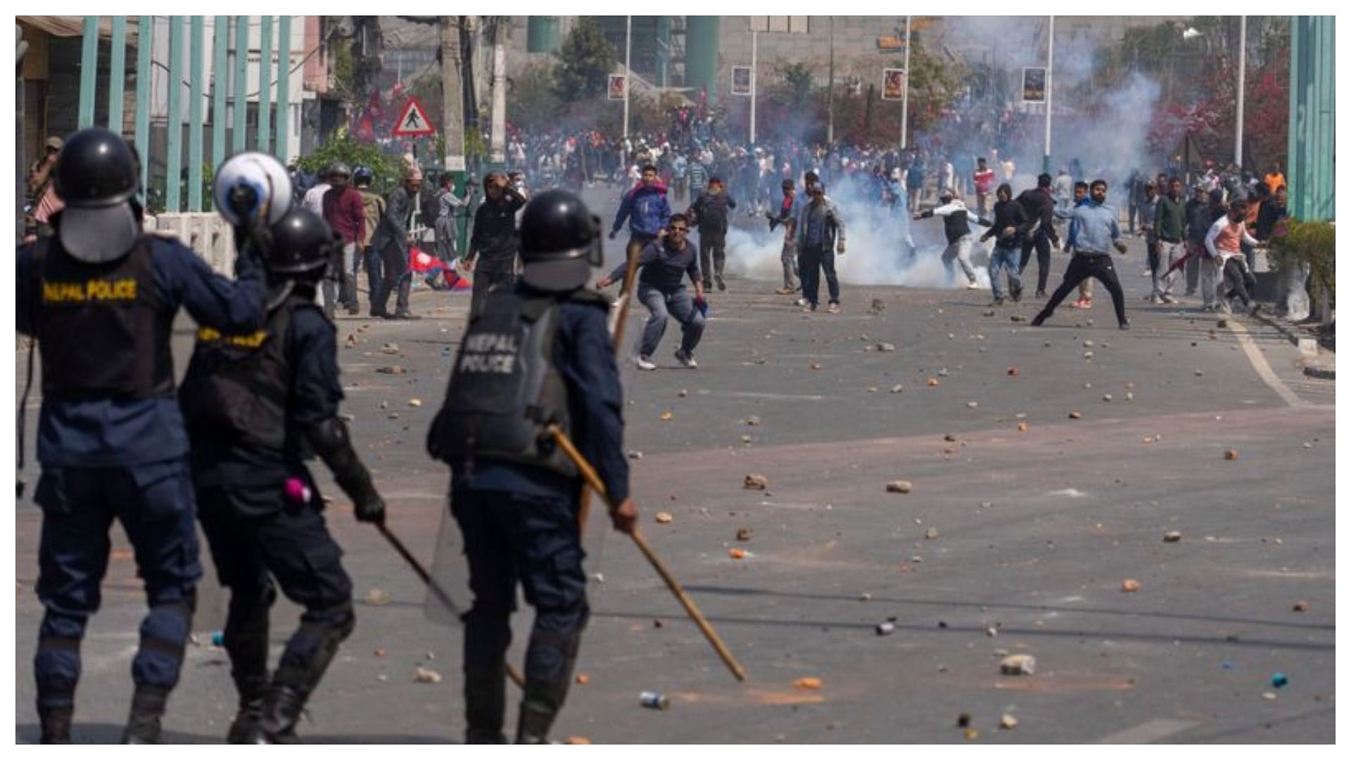 Nepal Violence: नेपाल के बीरगंज में हिंसा के बाद कैसे हैं हालात ...