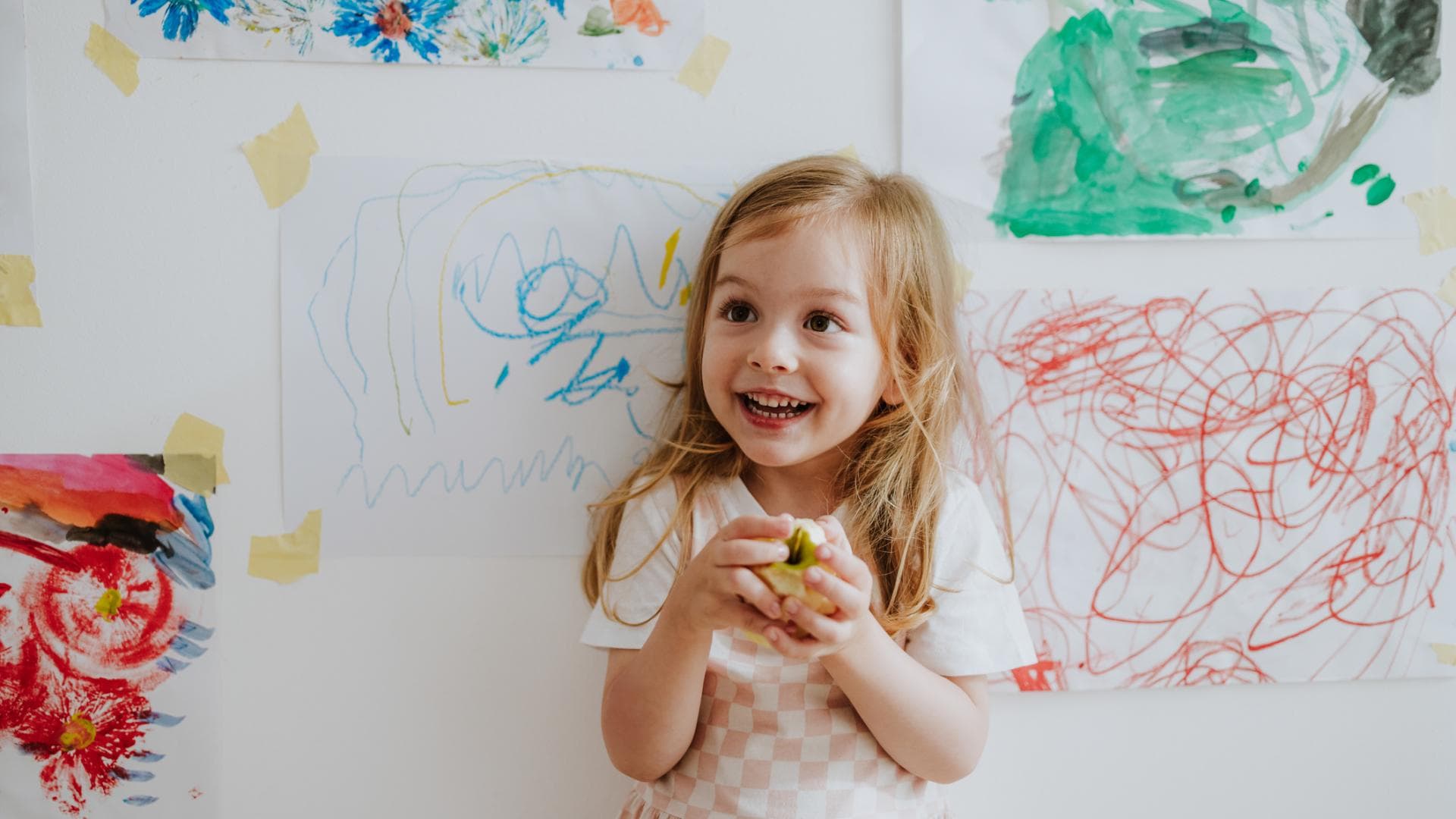 Apfel malen: Kinderleichter Trick