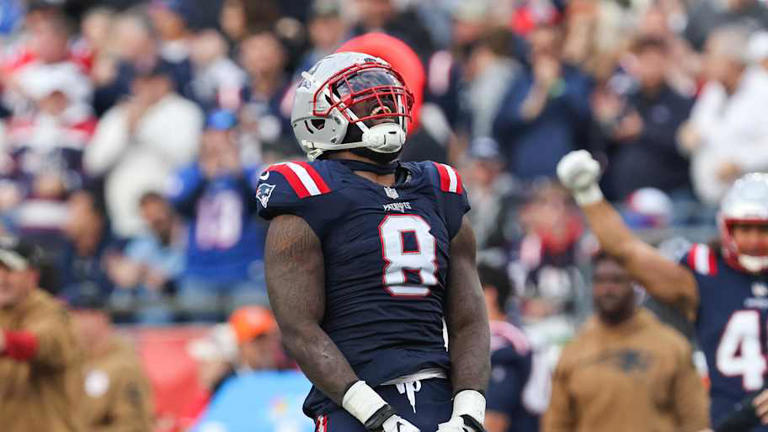 DNA scaffolds enable self-assembling 3D electronic devices