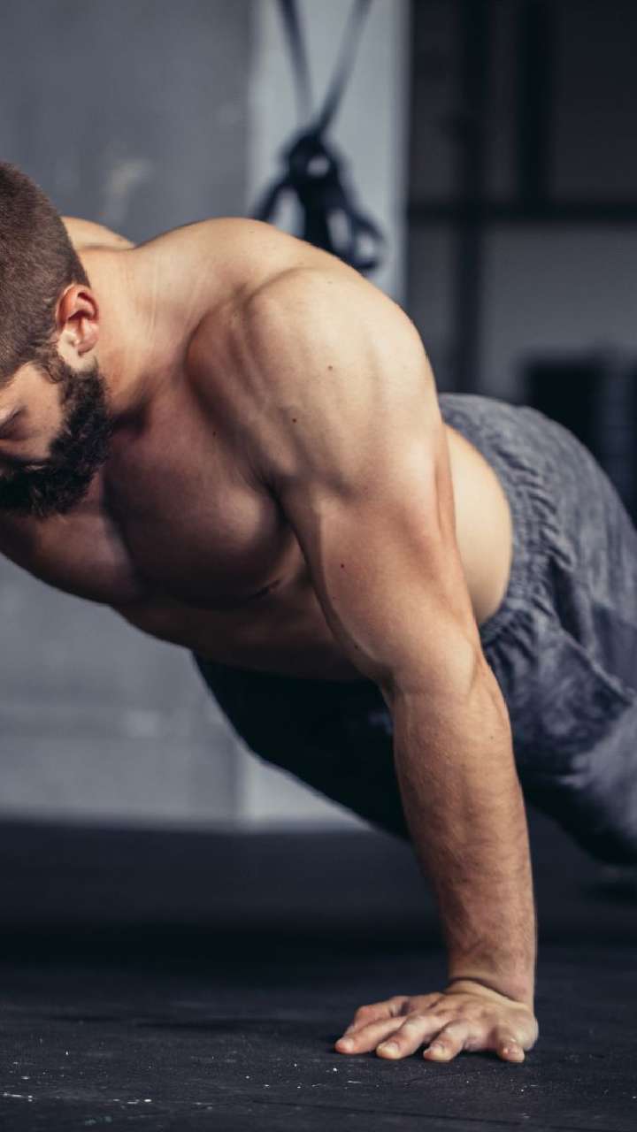 Top 6 Benefits Of Doing 20 Push-Ups Every Morning