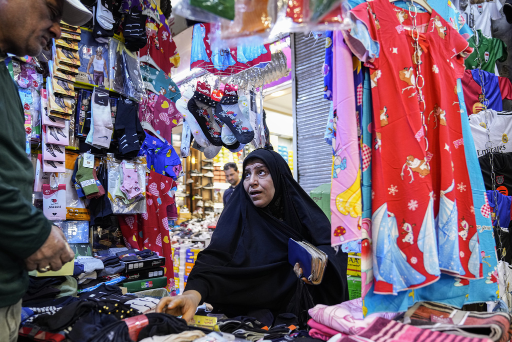 What is Eid al-Fitr and how do Muslims celebrate the Islamic holiday?