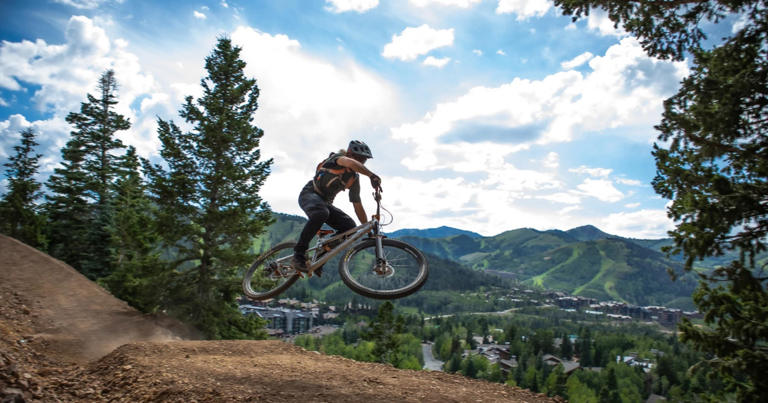 The 12 Best Ski Resorts for Mountain Biking in North America