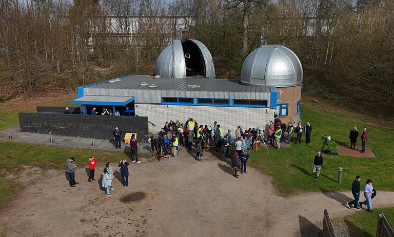 1st solar eclipse of 2025 puts on stunning show for skywatchers around ...