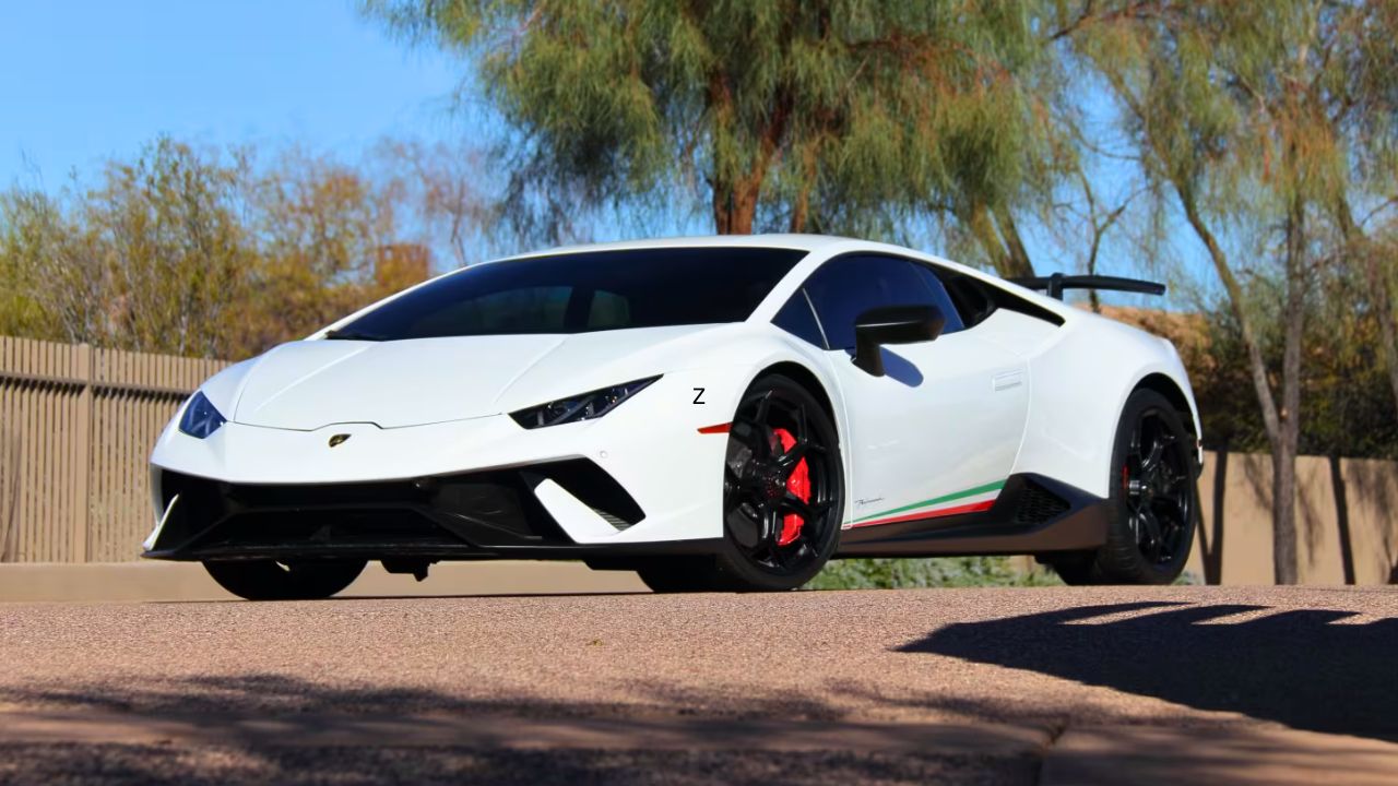 Lamborghini vs Ferrari: 200-MPH Supercar Showdown
