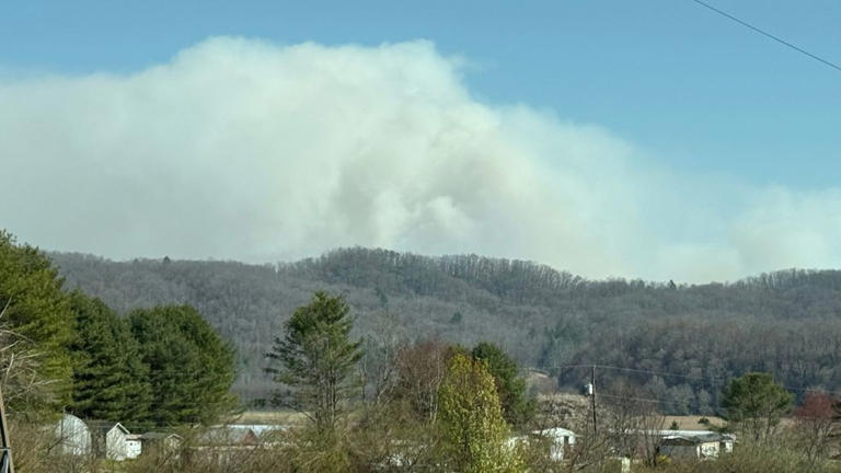 LIVE UPDATES (March 29): Table Rock Complex Fires burn nearly 13,000 acres