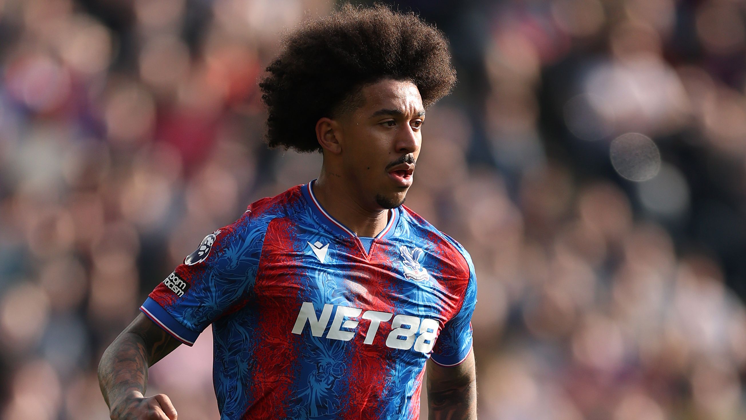 'Eats up crosses for breakfast!' - 'Superhero' Chris Richards defended ...