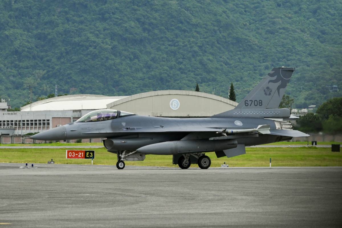 Taiwan defense official in US for fighter jet unveiling