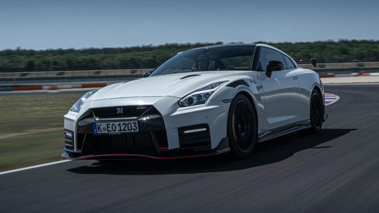 El Nissan GT-R es un mito de los deportivos japoneses. El nuevo CEO de la marca lo quiere de vuelta