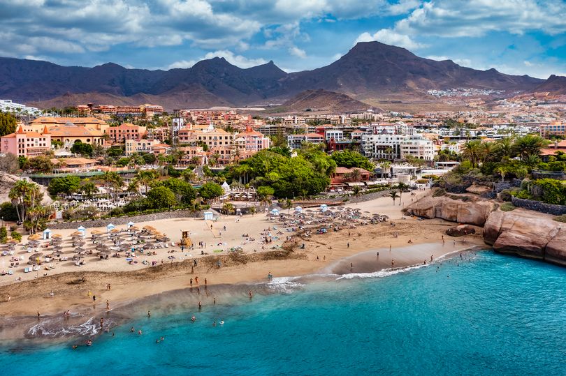 Foreign Office issues Spain travel warning to British holidaymakers