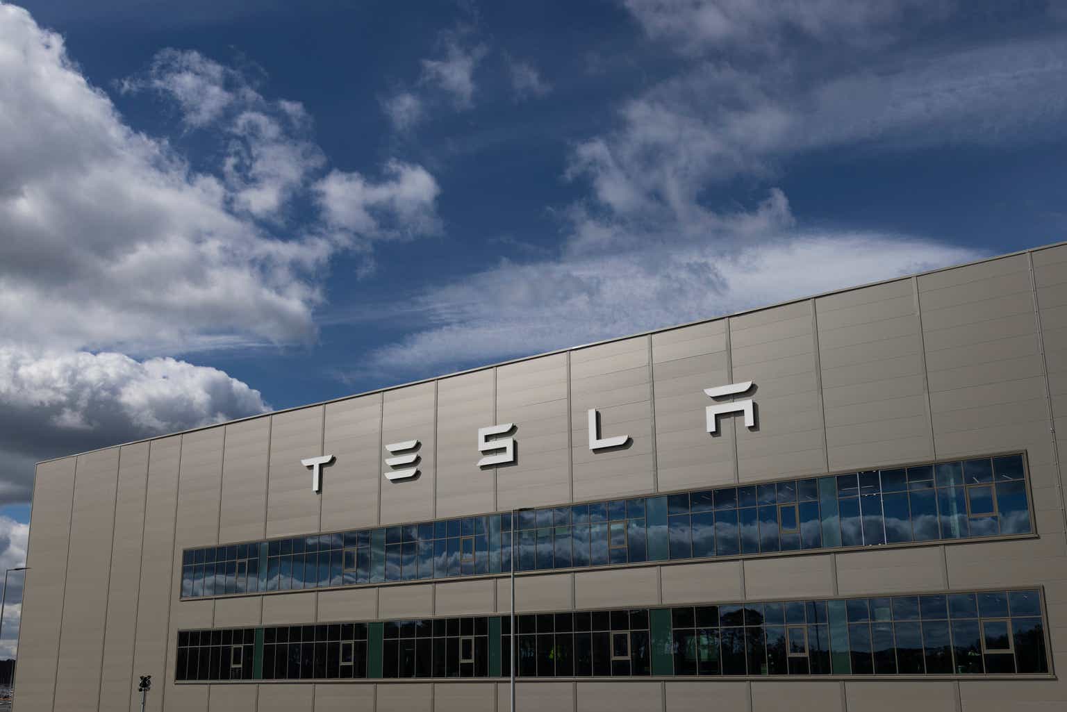 Tesla deliveries preview: A soft Q1 raises the stakes on those next-gen ...
