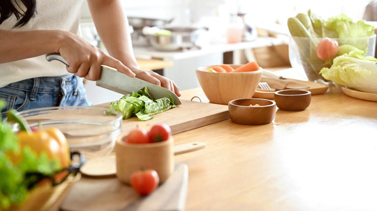 What Is The Best Scent To Eliminate Kitchen Odors?