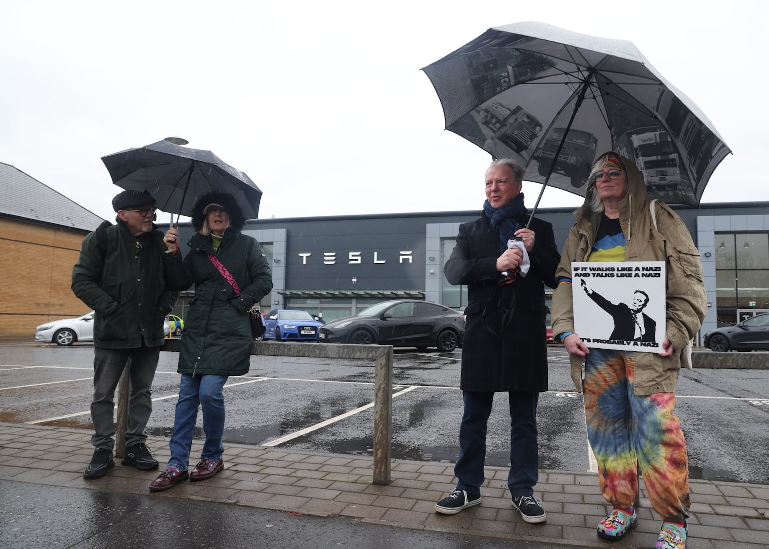 Elon Musk: Protest held at Tesla dealership on Boucher Road