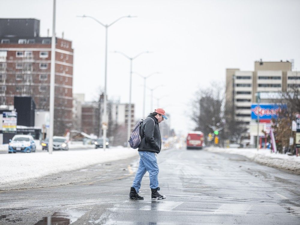 UPDATE: Freezing rain warning issued to Ottawa Saturday