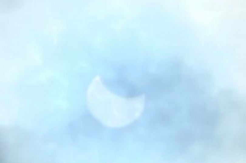 Solar eclipse brings stunning scenes from Cornwall in pictures