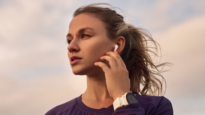 Surprising Side Effects Of Using Earbuds