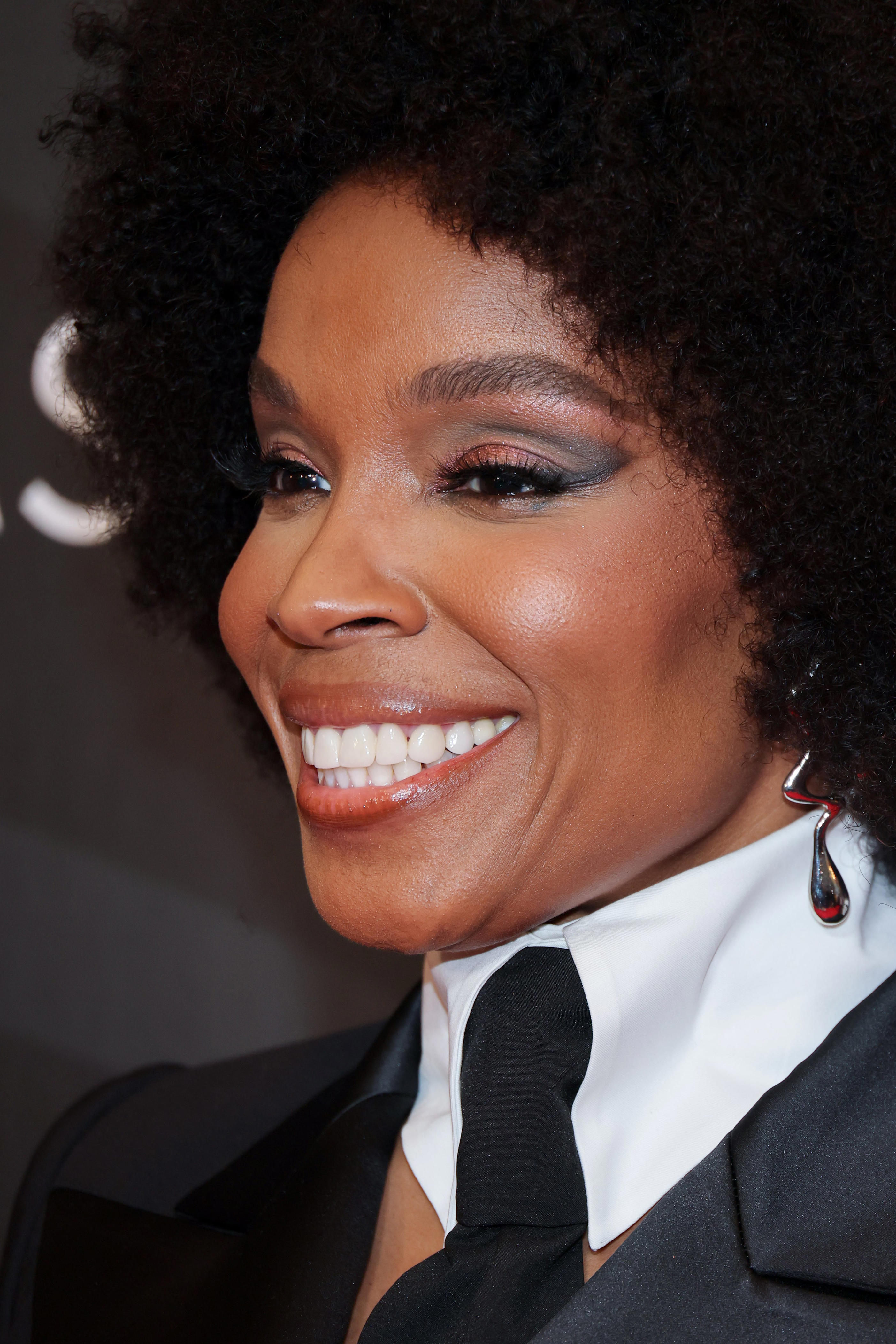 White House Correspondents' Dinner cancels plans to feature comedian ...