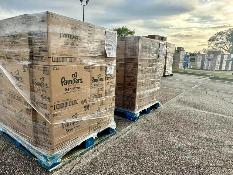 Atlanta nonprofit delivering thousands of shoes, clothes and more to ...