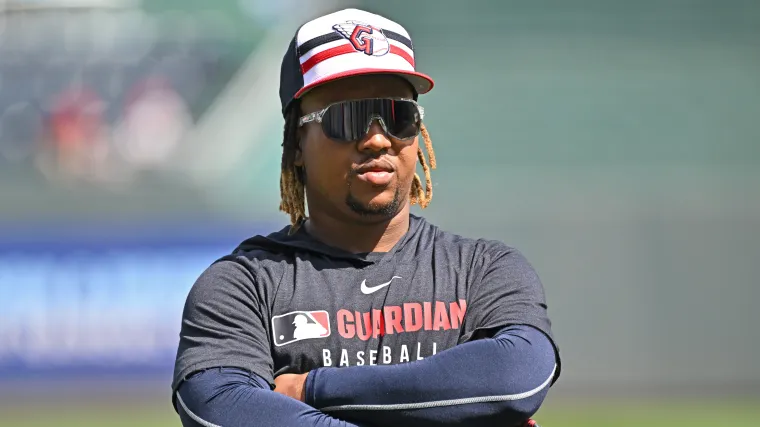 Guardians' Jose Ramirez facing tough injury situation after unlucky play