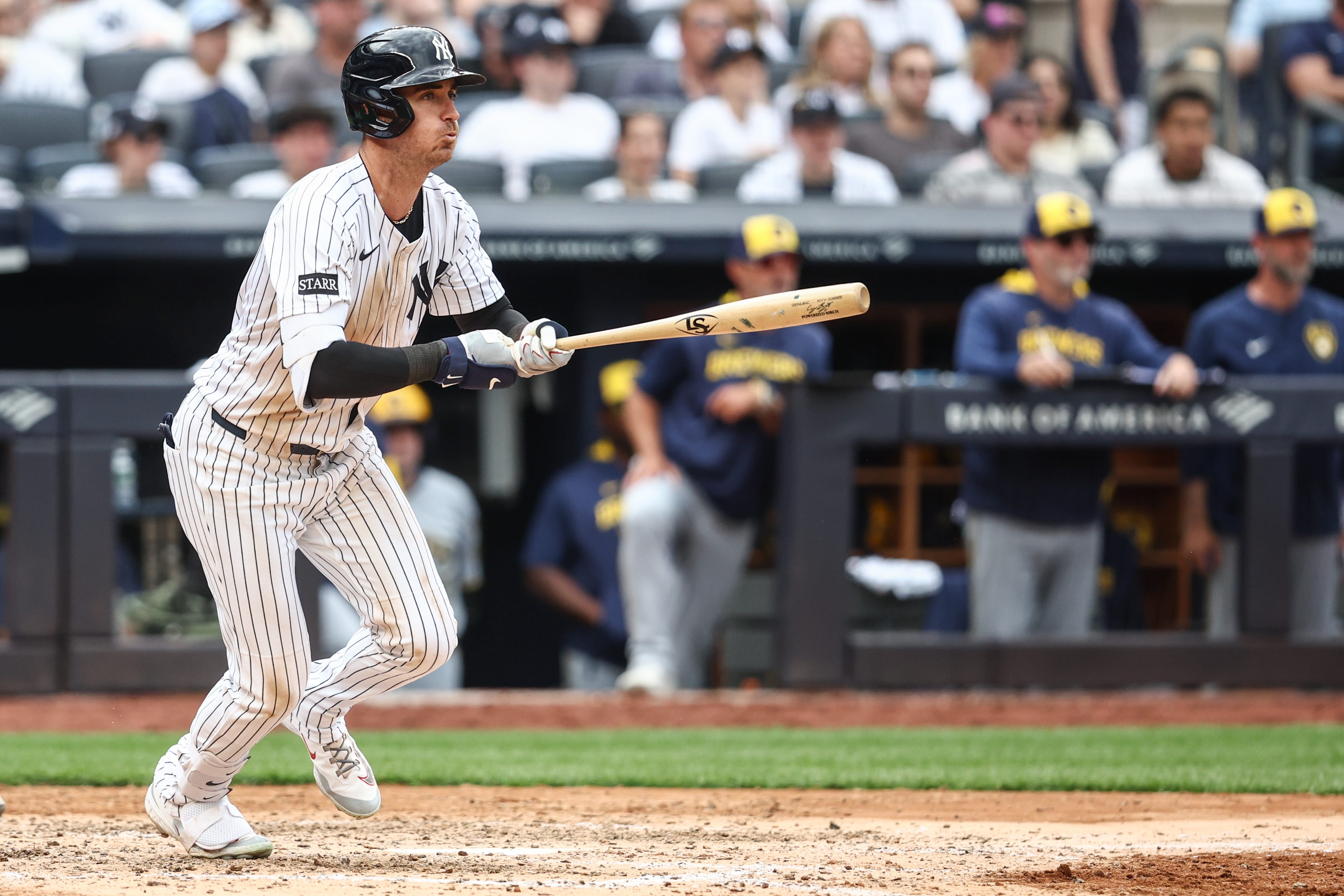 The Yankees weird-looking custom bats, explained