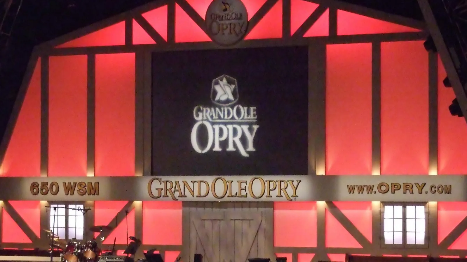 The Grand Ole Opry Honors Country Music