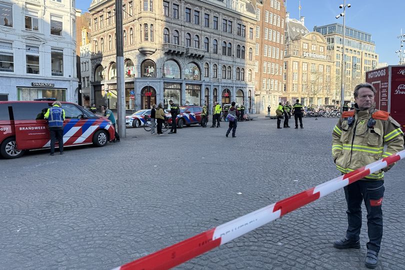 'Heroic' Brit tourist overpowered Amsterdam knifeman after rampage ...