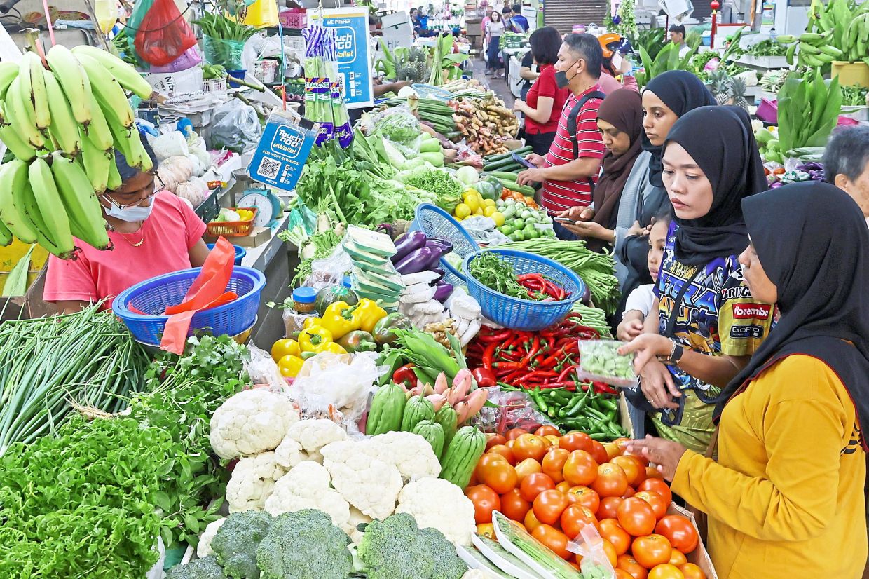 Only the freshest ingredients for Hari Raya feasts
