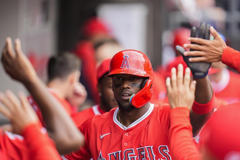 Moncada y Soriano destacan en la victoria de los Angelinos 1-0 sobre ...