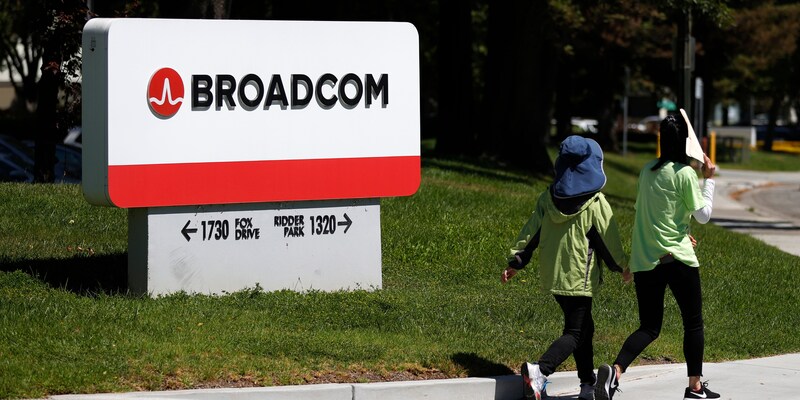 KI-Chips - Broadcom mausert sich zum Herausforderer für Chip-Champion ...