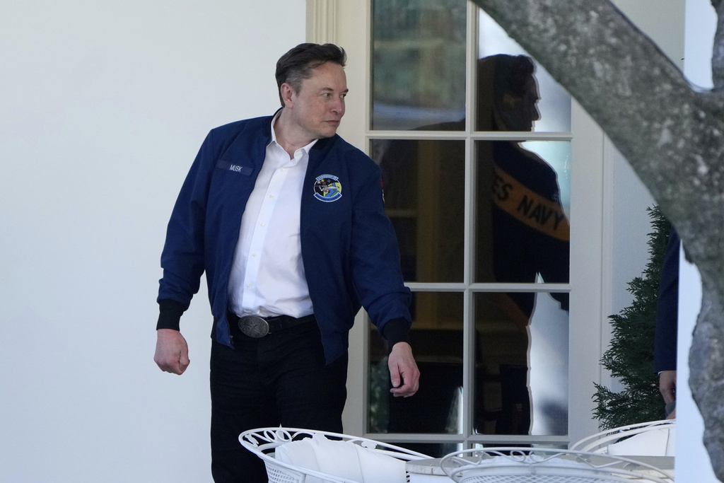 Wisconsin judge won't stop Musk's $1 million payments to voters ...