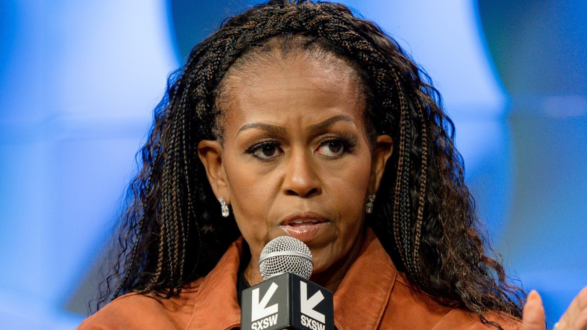 Michelle's New Style Proves She's Desperate To Be Relevant