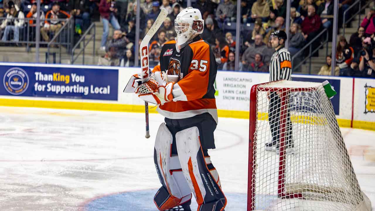 Meneghin overcomes emotional week to lead Tigers to Game 1 win in WHL ...