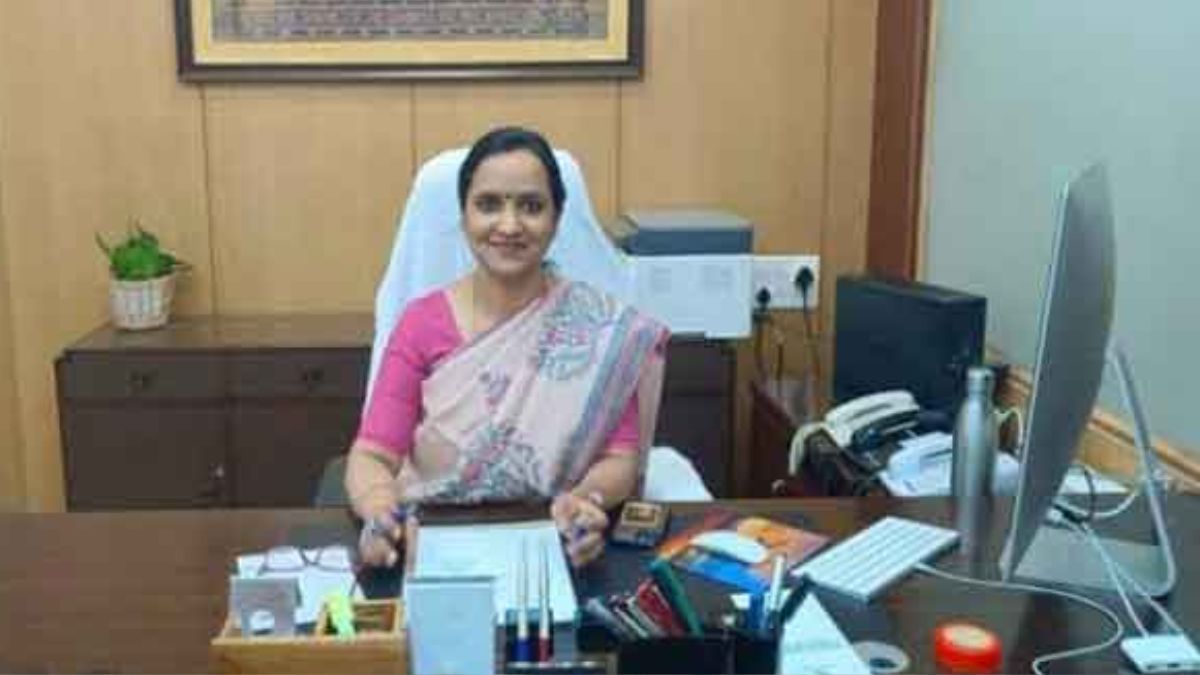 VK Pandian's Wife Joining Politics? Speculation Rife As Her Voluntary ...