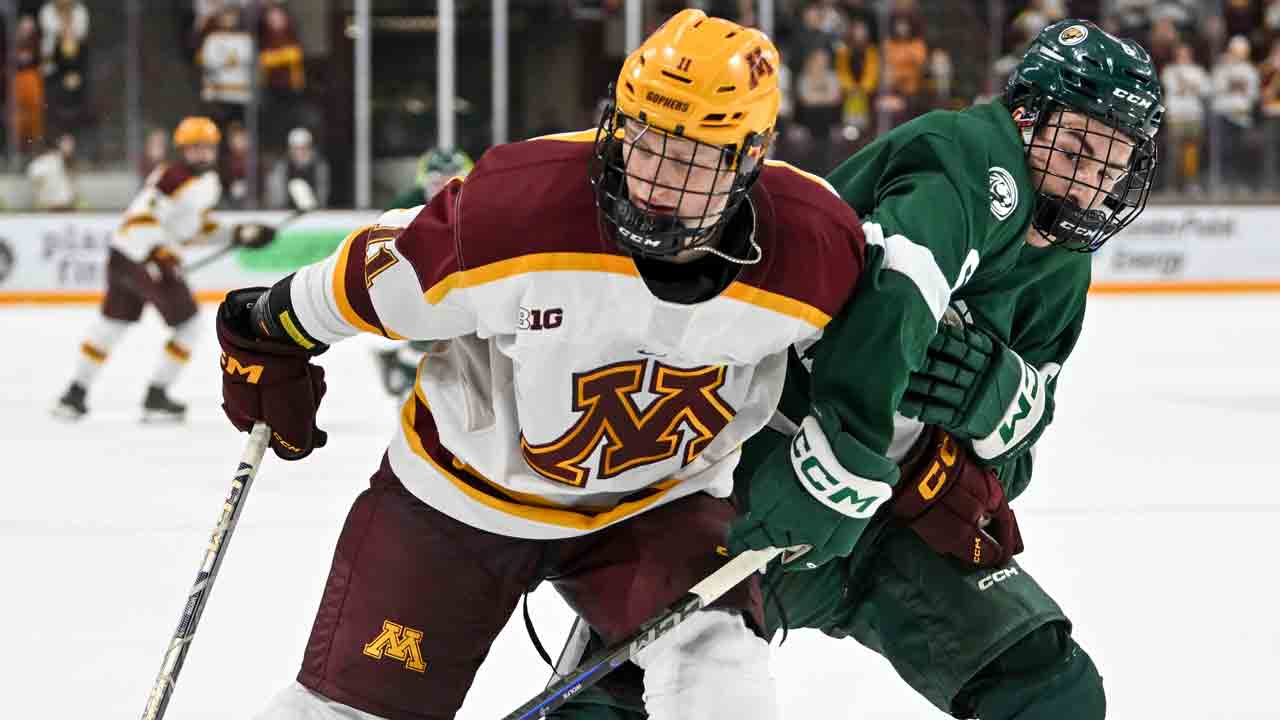 Blackhawks sign Oliver Moore, Sam Rinzel to entry-level contracts