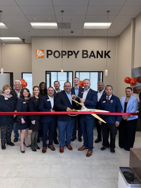 Poppy Bank announces grand opening in Pasadena